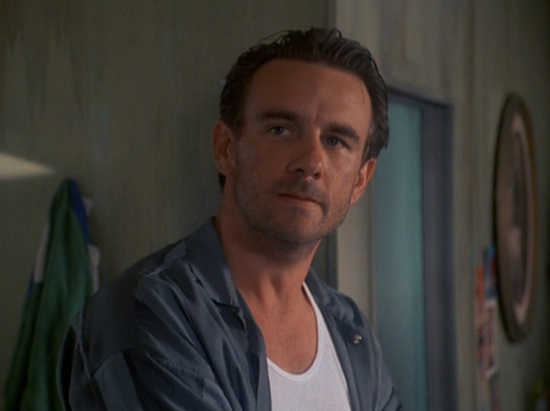 Miami Vice (1987) – Down for the Count Part 1 & 2 – The Mind Reels