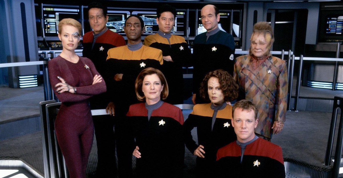 Star Trek: Voyager (2000) – Tsunkatse, and Collective – The Mind Reels